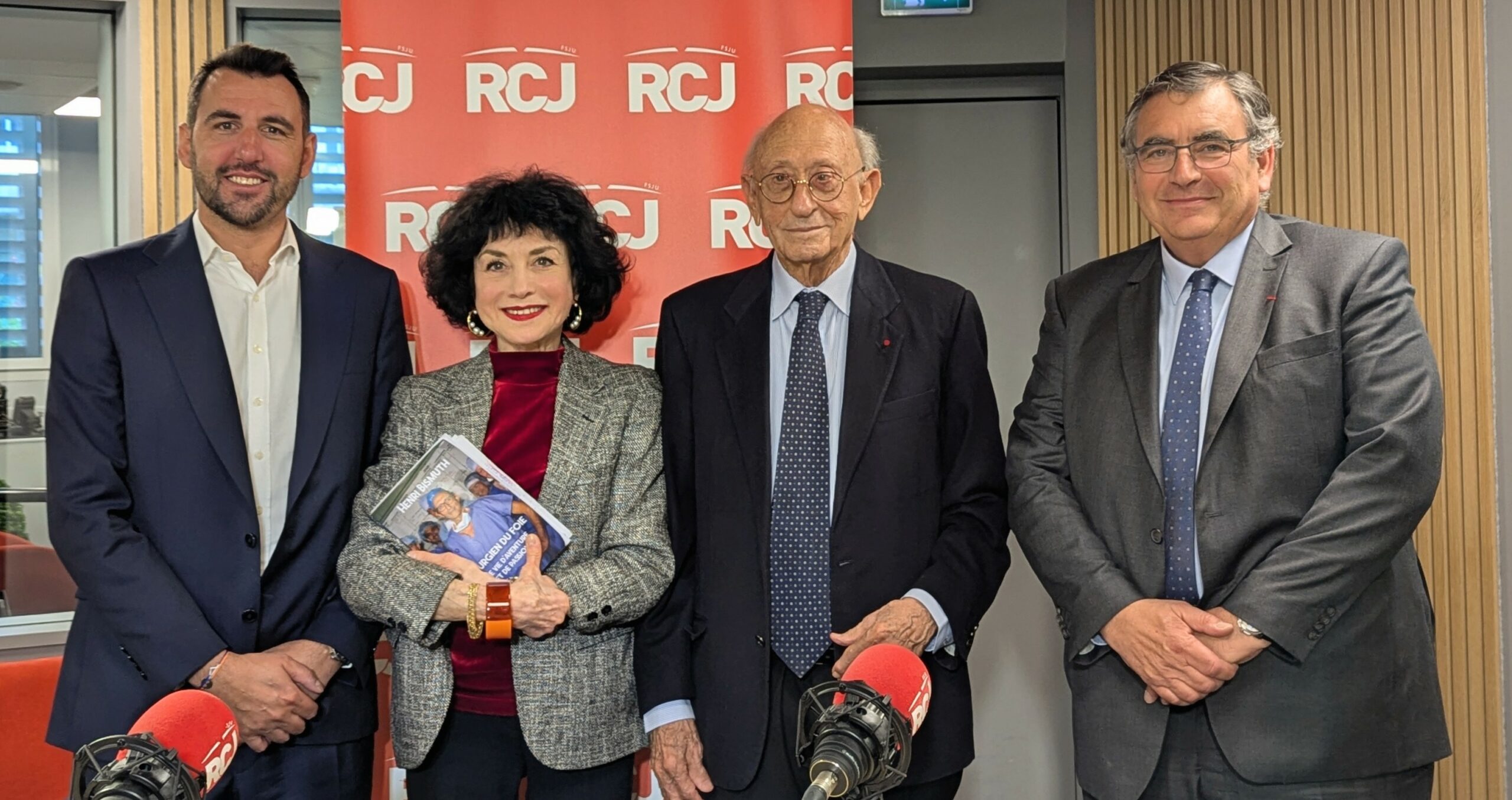 RCJ - Professeur Henri Bismuth, Professeur Didier Samuel et un patient ...
